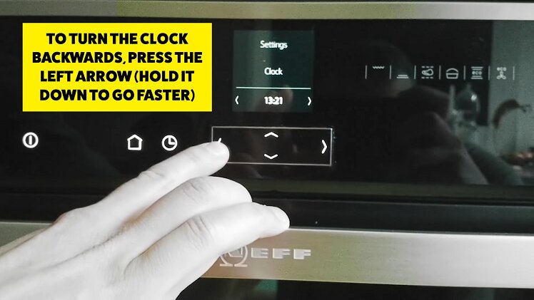 How to Set the Clock on a Neff Oven