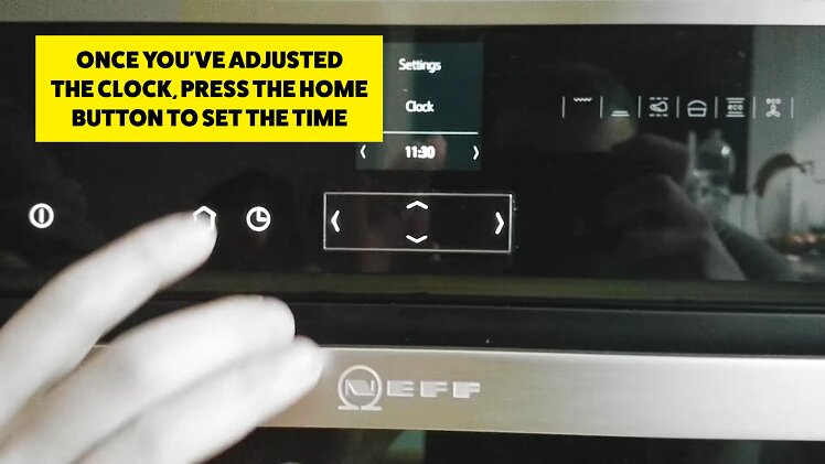 How to Set the Clock on a Neff Oven